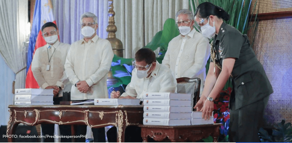DepEd lauds President Duterte, Congress for increasing teaching ...